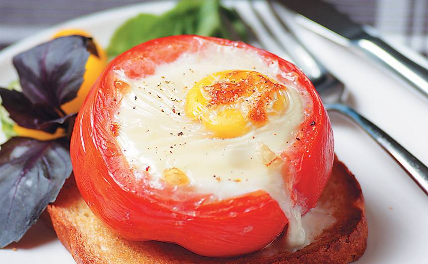 Tomātā cepta ola — Santa