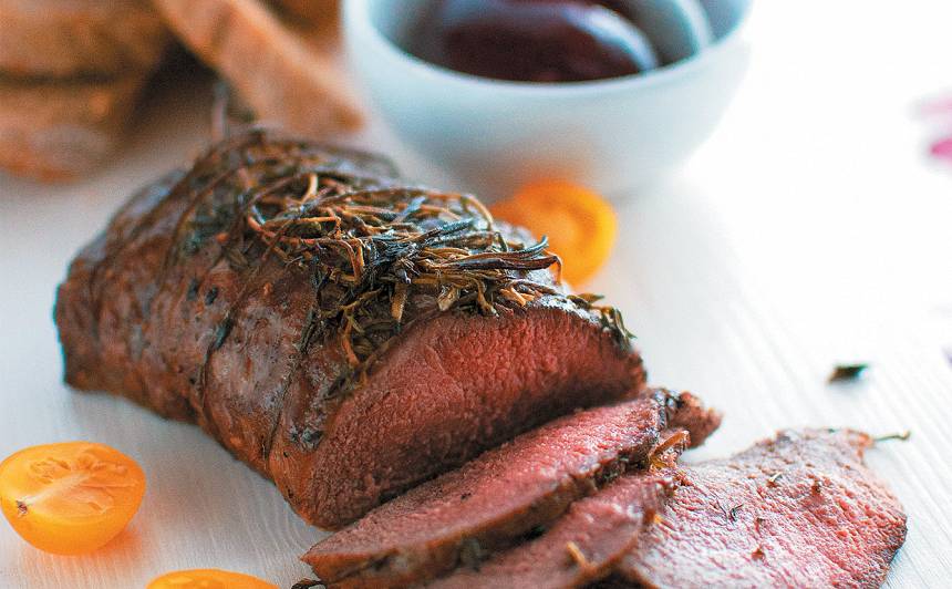 Rostbifs uz čabatas šķēlēm — Santa