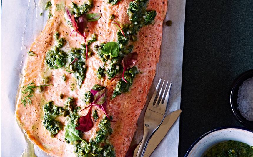 Cepta forele zaļumu mērcē — Santa