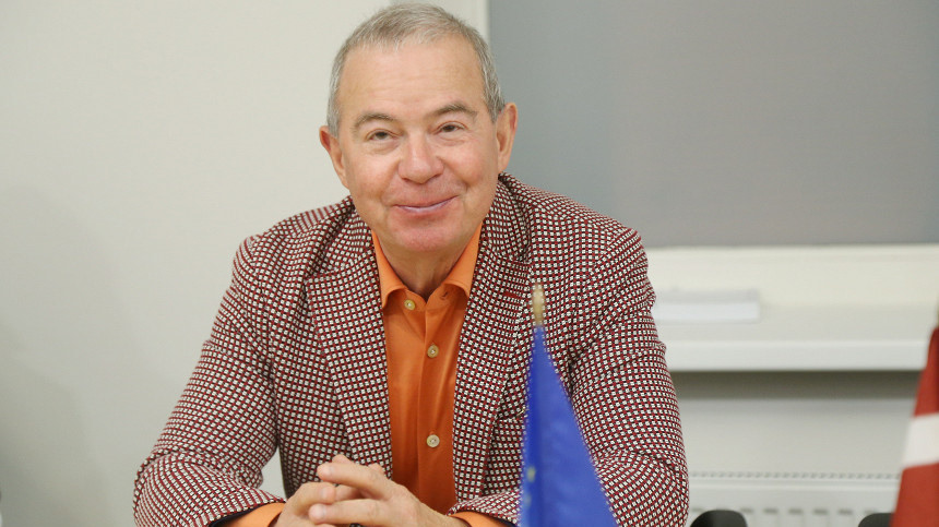 Aivars Lembergs: Parīzes apģērbu veikalos nevar nopirkt normālas drēbes ...