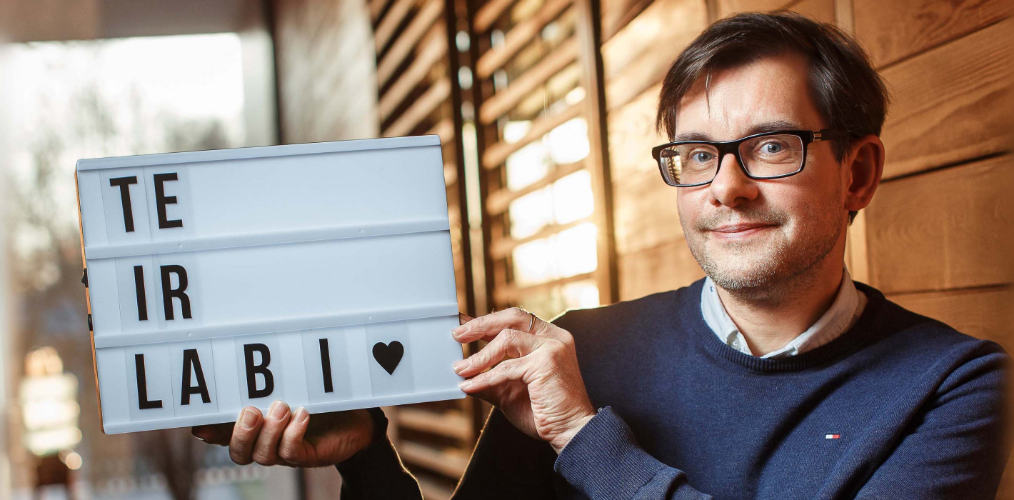 Mācītājs Linards Rozentāls: Mūsu tumšā pieredze ar laiku kļūst par ...