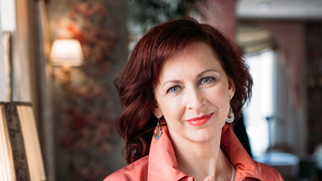 Ko lieliskā Zane Daudziņa dara, kad palikusi bez balss? — Santa