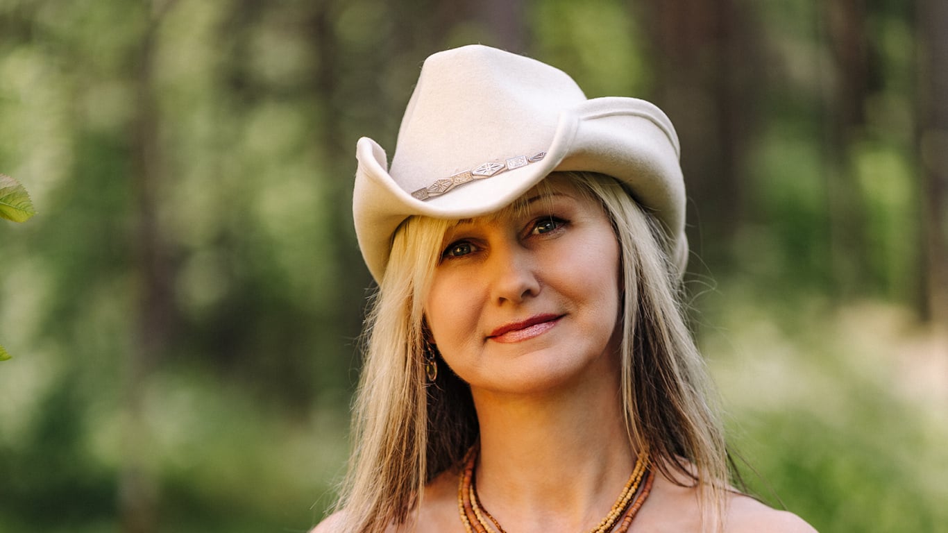 Linita Mediņa atklāti par bērnības traumu un slaidās figūras noslēpumu ...