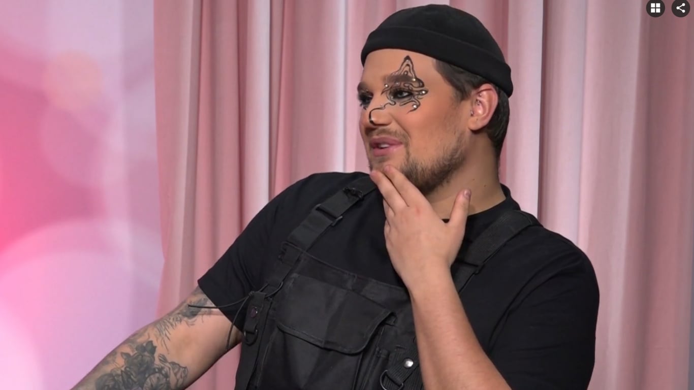 Amuna Davis skaidro, kas īsti ir drag queen? — Santa