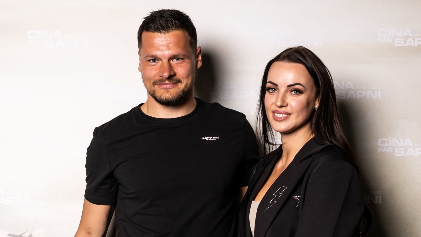 Timma vairs neslēpj savu jauno sirdsāķīti — Santa