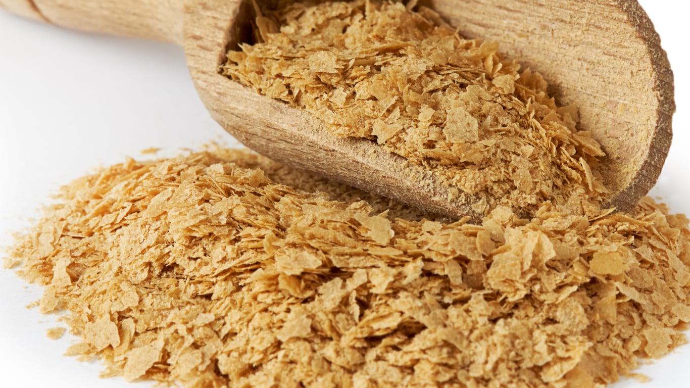 Kas īsti ir rauga pārslas un ko ar tām iesākt? — Santa