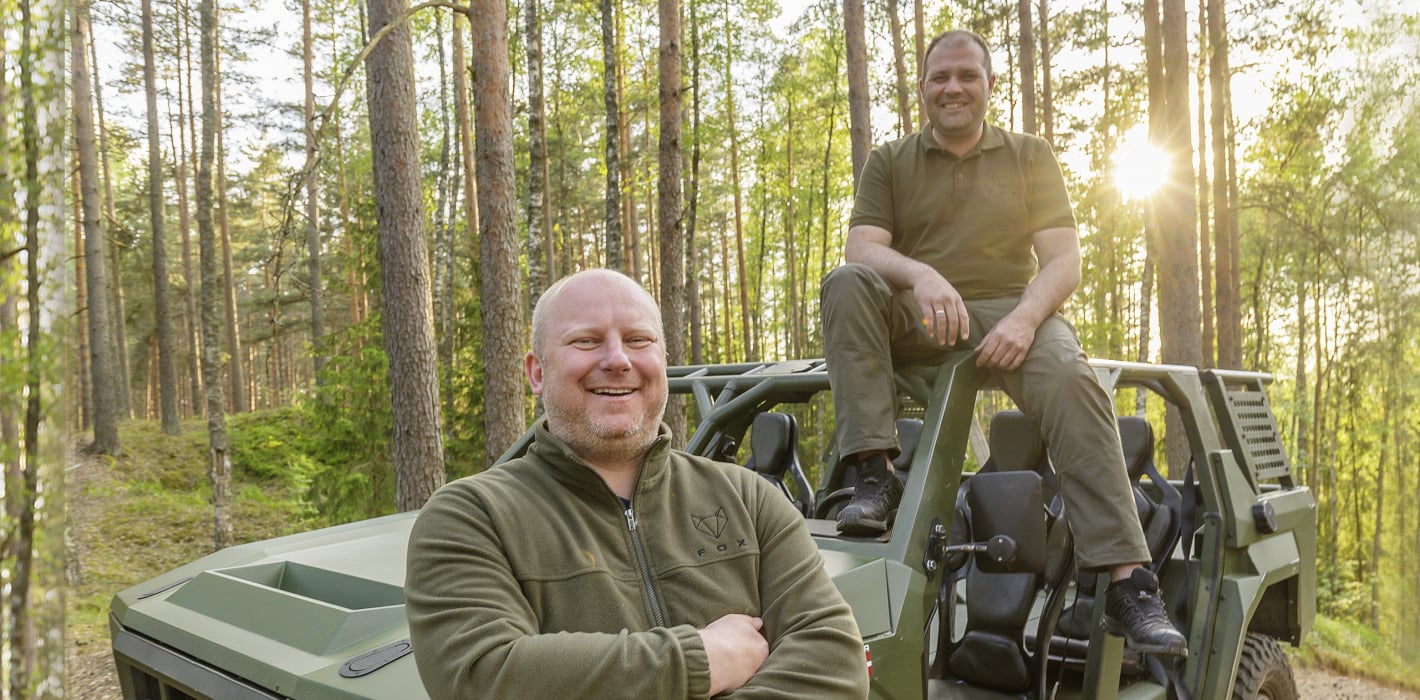 Jaunmārupē tapis militārais auto «VR FOX». Testa braucienā dodas ...