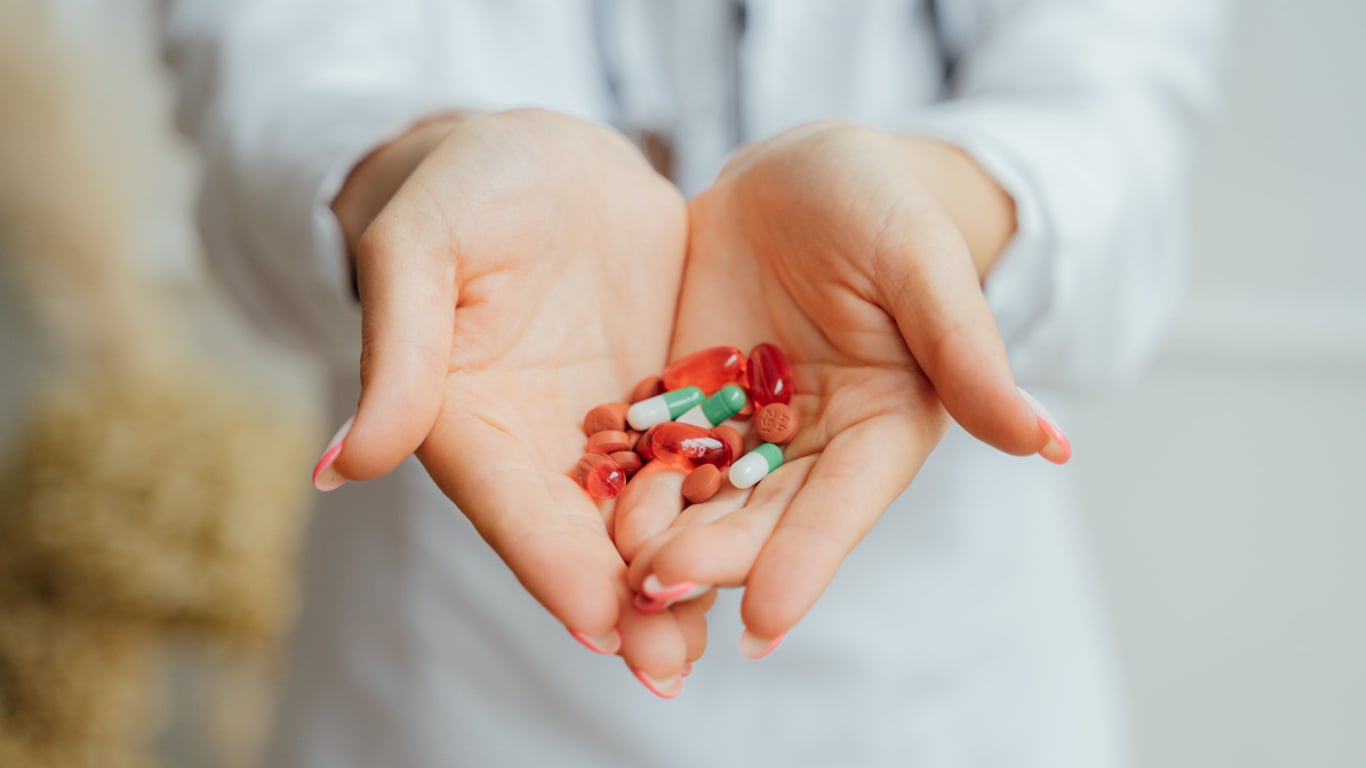 Šie vitamīni un minerālvielas tev svarīgi, ja esi vecumā 45+ — Santa