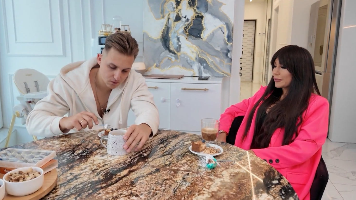 Pavisam nelāgi – Didrihsone aizmirst vīra dzimšanas dienu — Santa