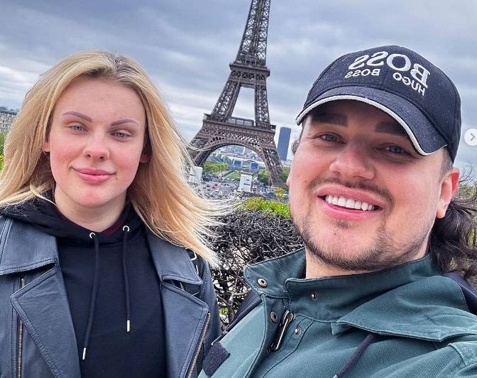 Amuna Davis atklāj jaunumus par Dragkvīna Calypso Royal stāvokli ...