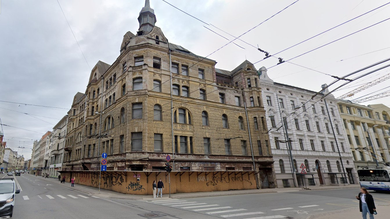 Rīgas slavenāko graustu Marijas ielā plāno nojaukt. Ko saka kultūras ...