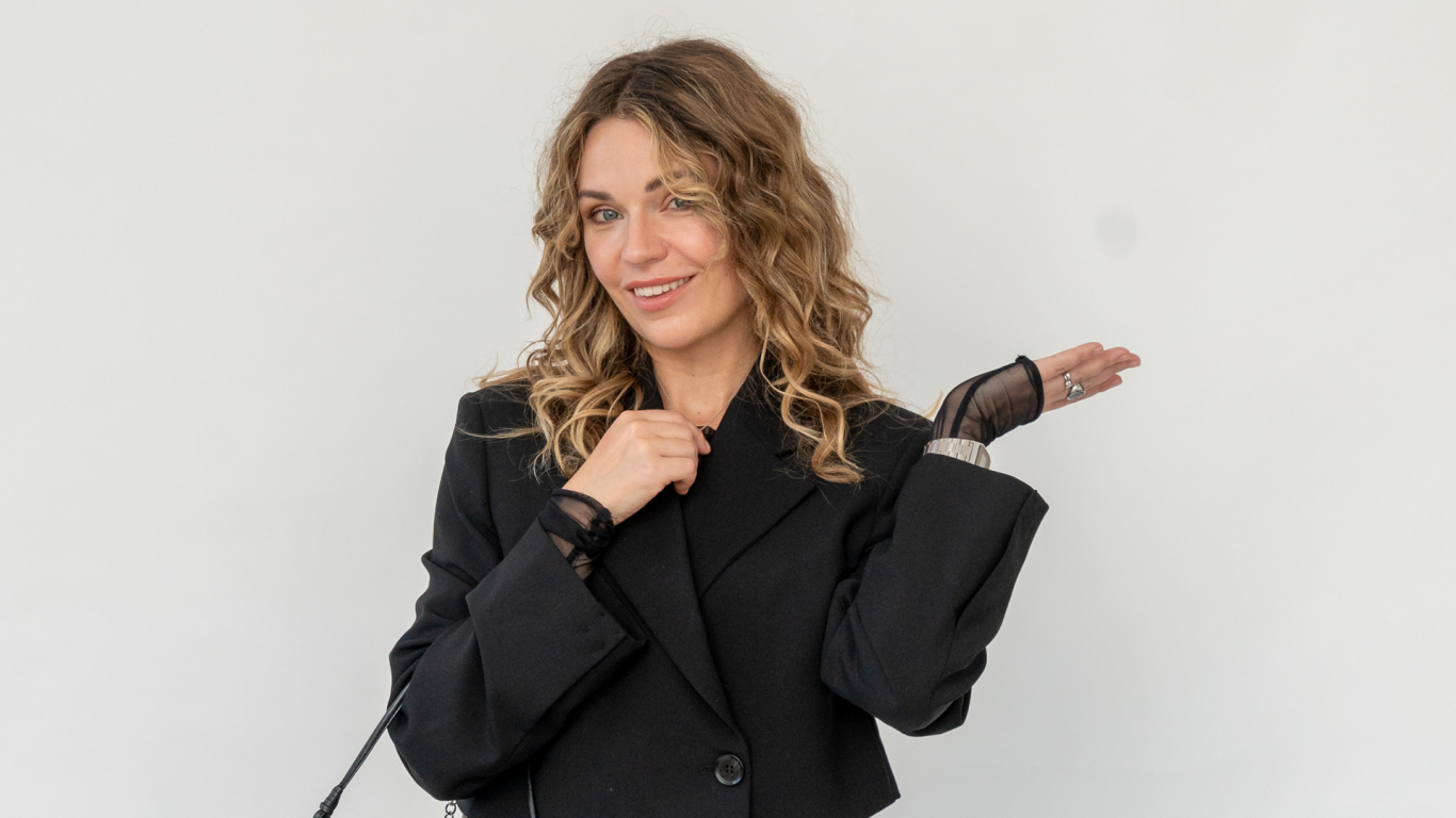 Dziedātāja Grigale parāda savu ideālo «leopardiņu». Sapņu tērps par ...