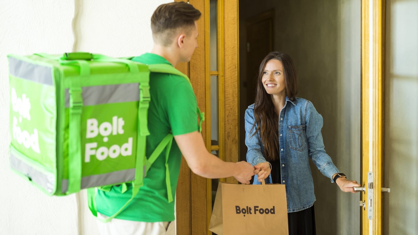 4 iemesli, kāpēc Bolt Food ir izdevīgākā ēdiena piegādes platforma — Santa