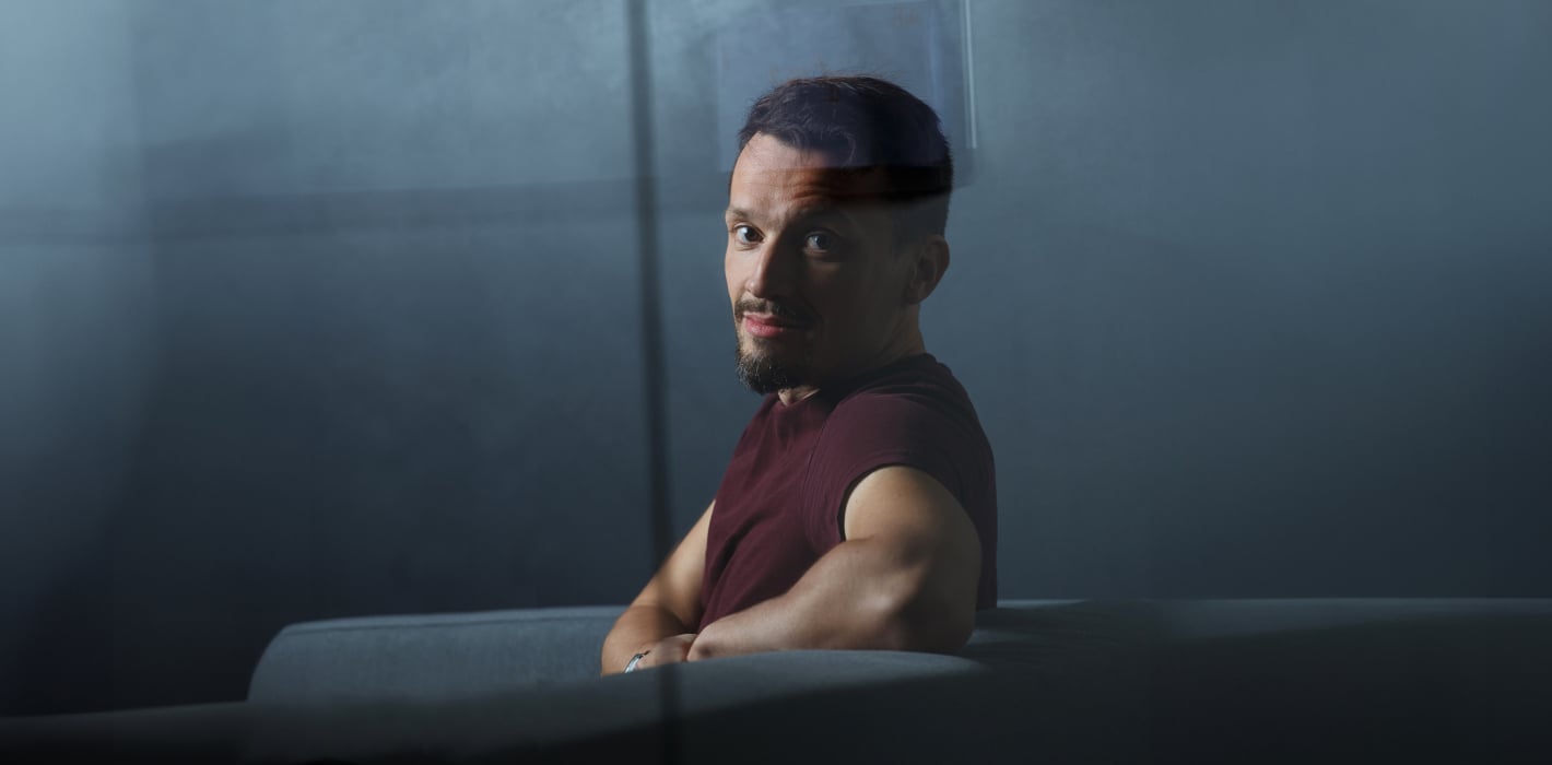 Teologa dēls Georgs Rubenis – pametis darbu bankā, lai tulkotu sapņus ...