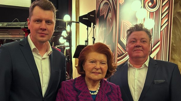 Vaira Vīķe-Freiberga pasaka, ko domā par Krauzes jokiem — Santa